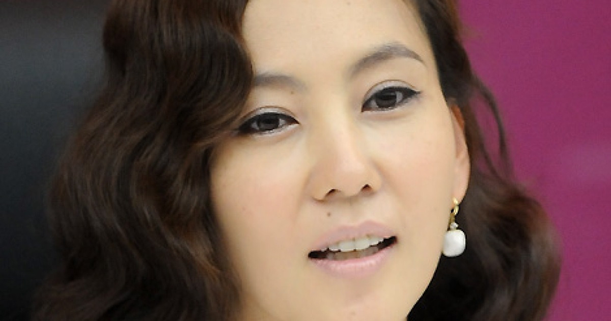 [사진]기자간담회 갖는 김남주