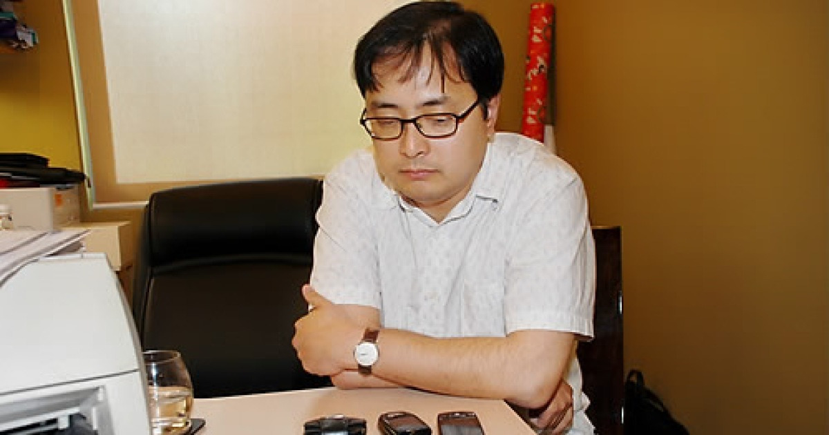 VIETNAM LAWYER ARREST LE CONG DINH