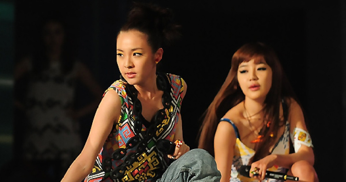 [사진]투애니원(2NE1)-박산다라 박봄,'더 섹시하게!'