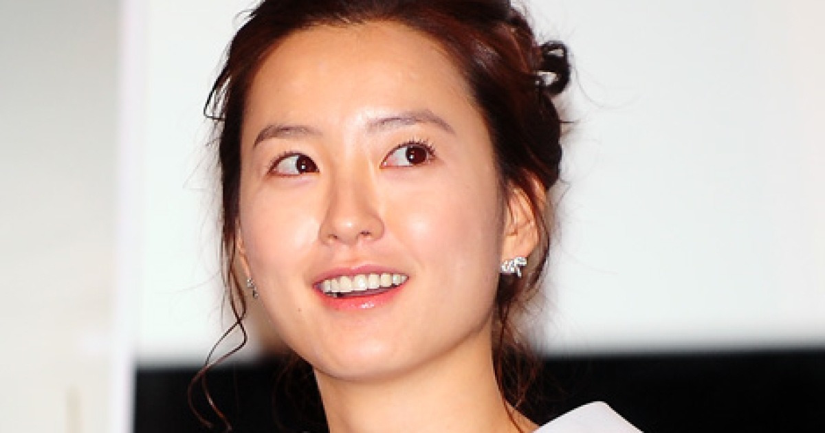 정유미, 실제로 애벌레를 깨물다