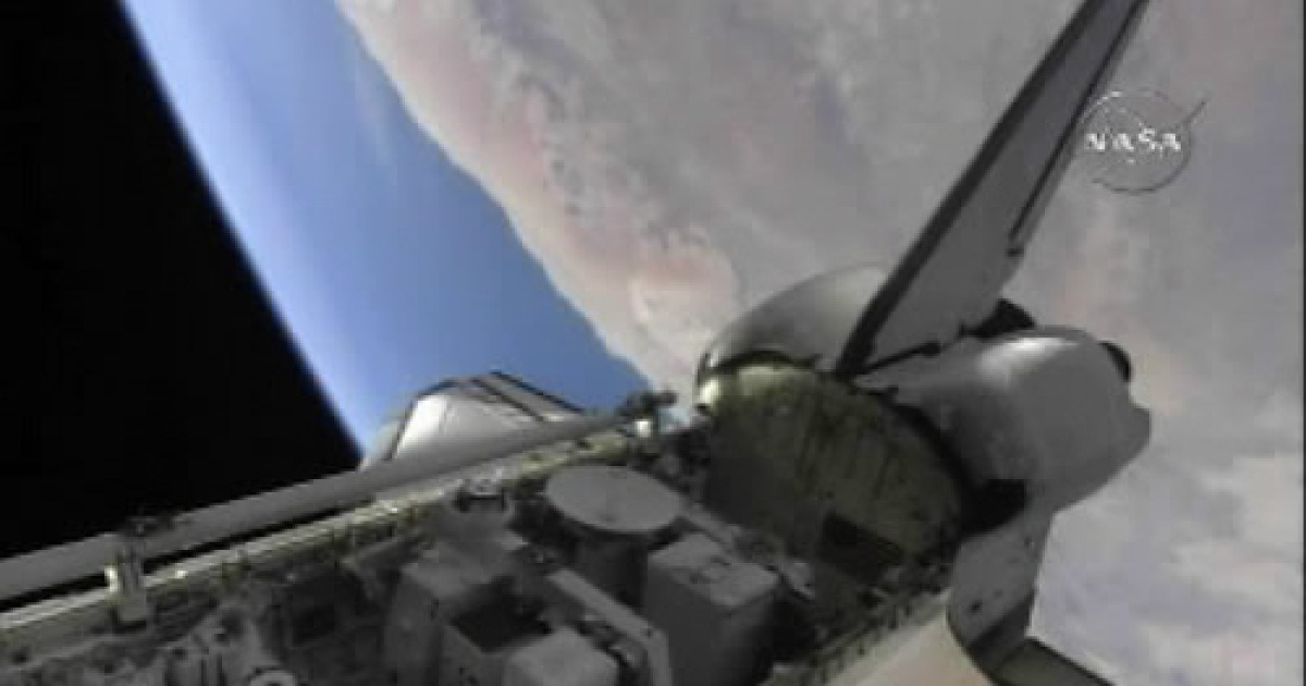 SPACE SHUTTLE ENDEAVOUR