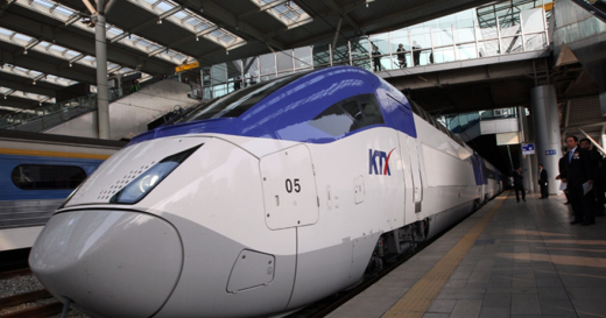 국내 기술로 만든 KTX-II