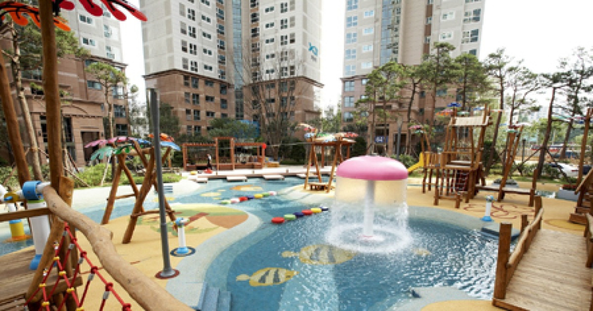 "카약장·수영장..", 아파트 커뮤니티의 진화