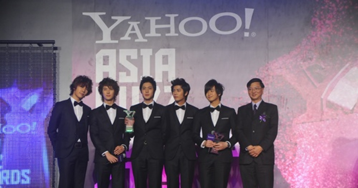 SS501 亞 최고그룹상-김현중 亞최고스타 3관왕 '겹경사'