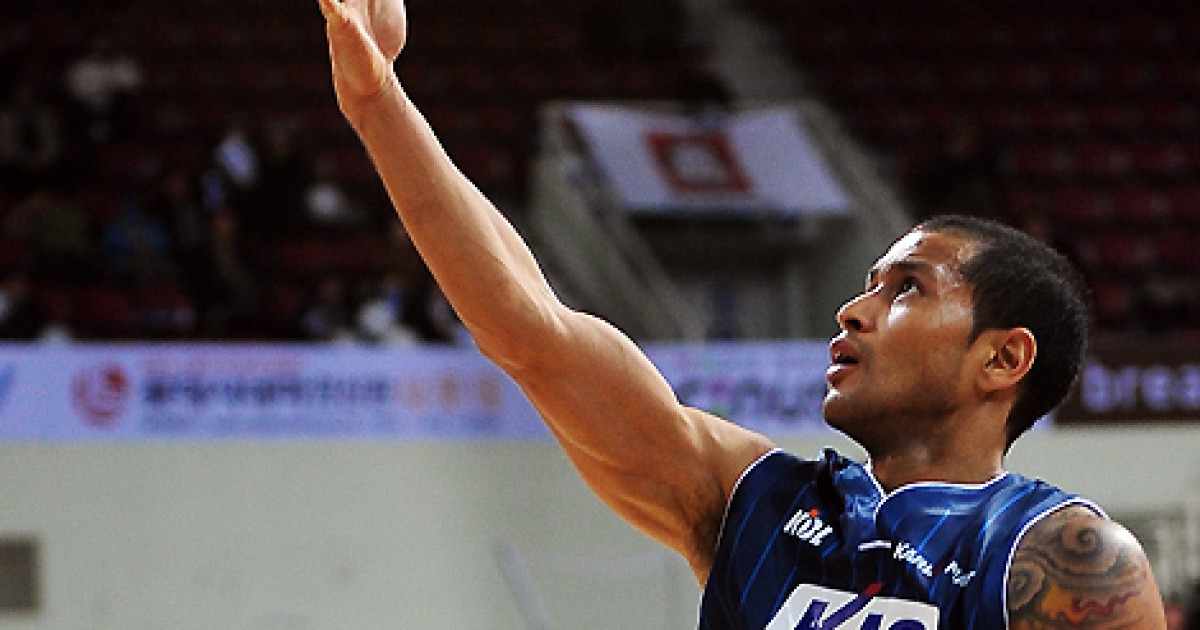 '전태풍 선봉' KCC, KT&G 맞아 7연승 도전