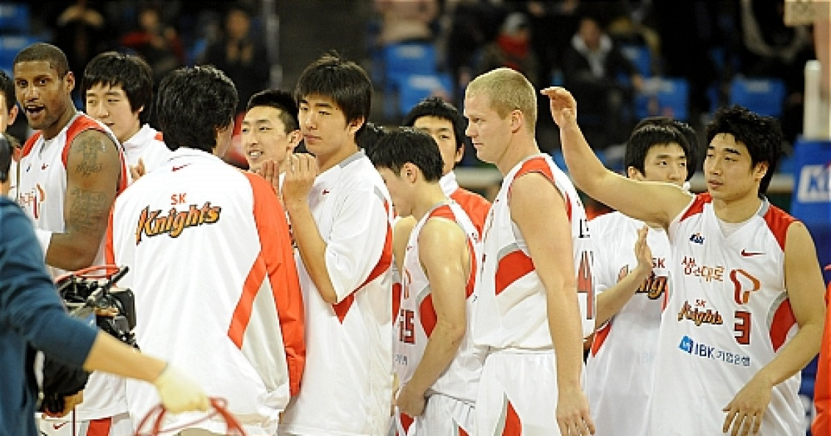 [KBL]'13연패 탈출' SK, 첫 번째 숙제 풀었다