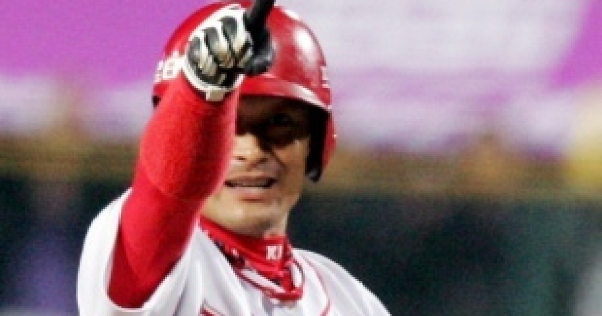 KIA 'V11' 담금질 시작..17일 이종범 등 야수조 출국