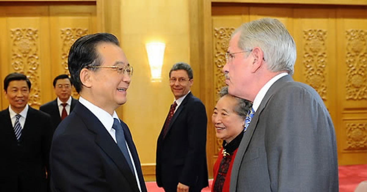 CHINA-BEIJING-WEN JIABAO-FOREIGN EXPERTS-MEETING (CN)