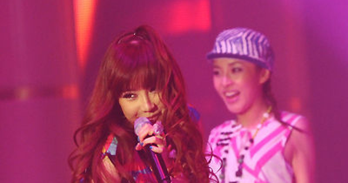 [포토] 2NE1 박봄, '섹시한 눈빛과 각선미'