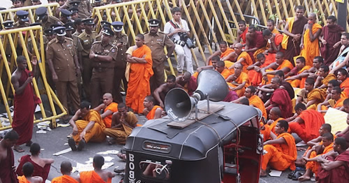 SRI LANKA MONKS PROTEST