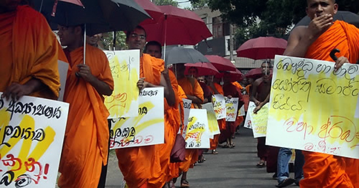 SRI LANKA MONKS PROTEST