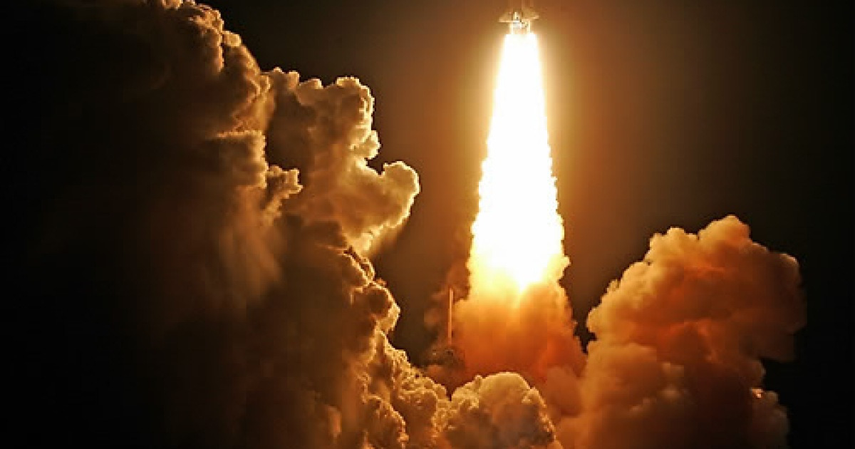 USA SHUTTLE DISCOVERY LAUNCH