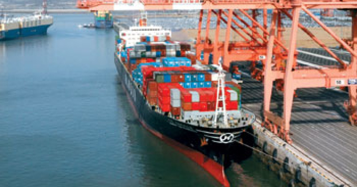 Shipping Industry Signals Recovery