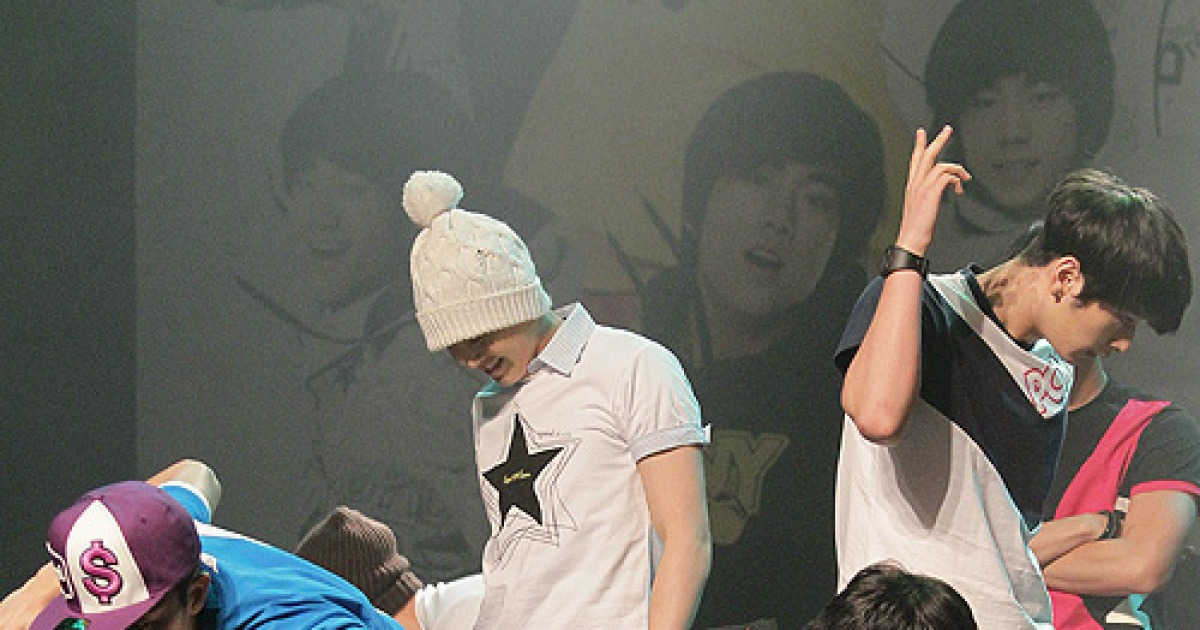 [포토] 2PM '카리스마 넘치는 무대'