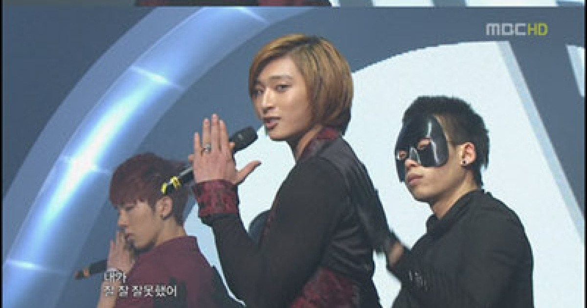 2AM '잘못했어' 잠시만 안녕, 형제그룹 2PM과 바통터치