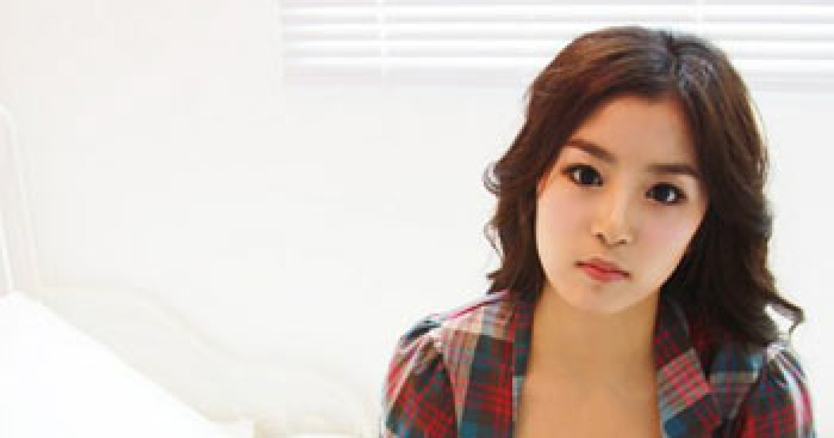 여고생 글래머 최은정 돌발 발언 "나이 많은 모델 비키니 역겨워"