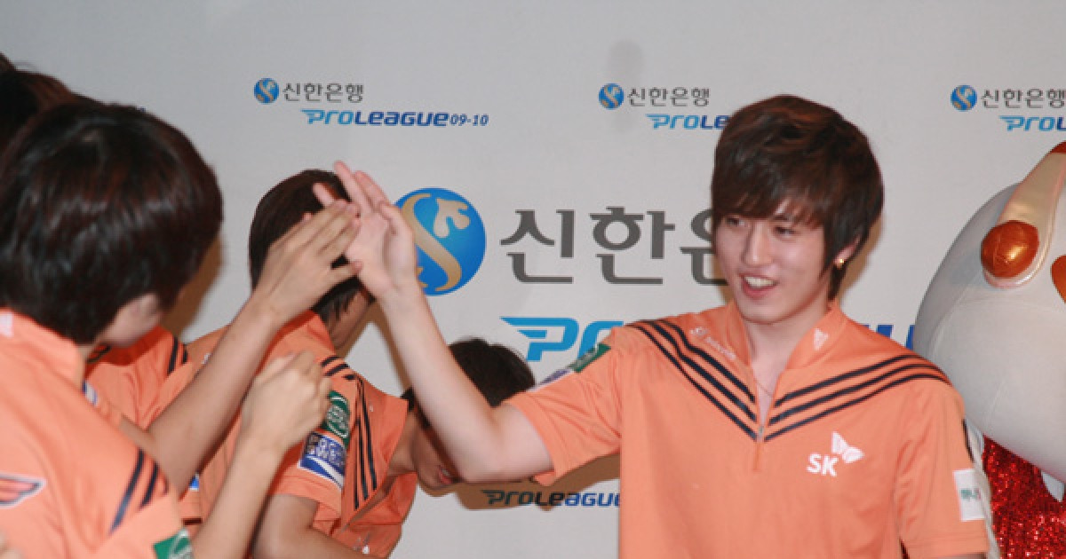 '6강 PO 4전 전승' 김택용, '택신 모드'로 SK텔레콤 구원