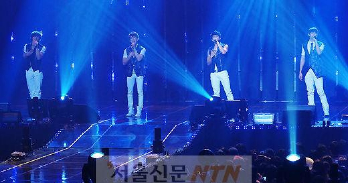 [NTN포토] 2AM, '죽어도 못보내' 열창