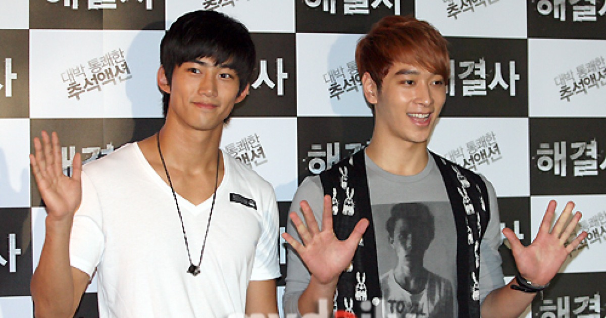 [MD포토] 택연-찬성 '2PM 대표로 참석했어요'