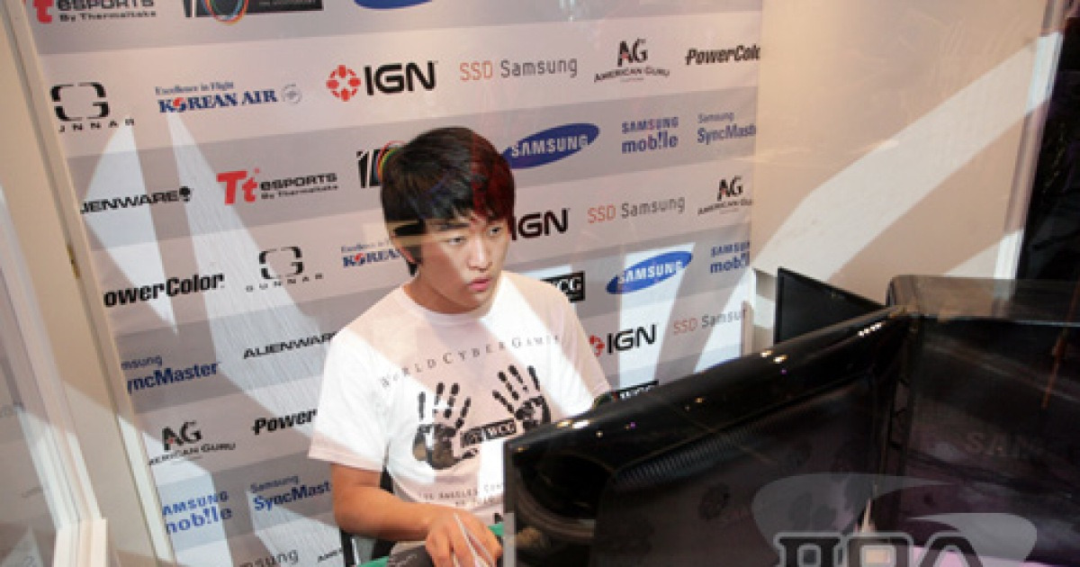 [WCG 2010]최종병기 이영호, 엄청난 경기력으로 첫 WCG 우승(2경기)