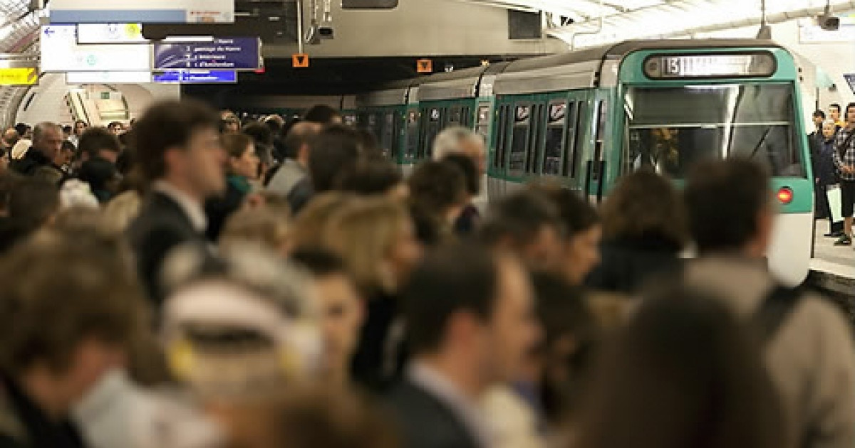 FRANCE LABOR STRIKES