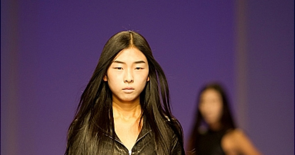 프레타포르테 부산 2011 S/S 컬렉션, Evan O Hara 패션쇼