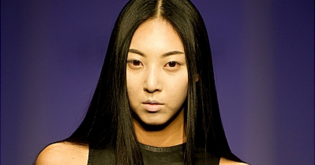 프레타포르테 부산 2011 S/S 컬렉션, Evan O Hara 패션쇼