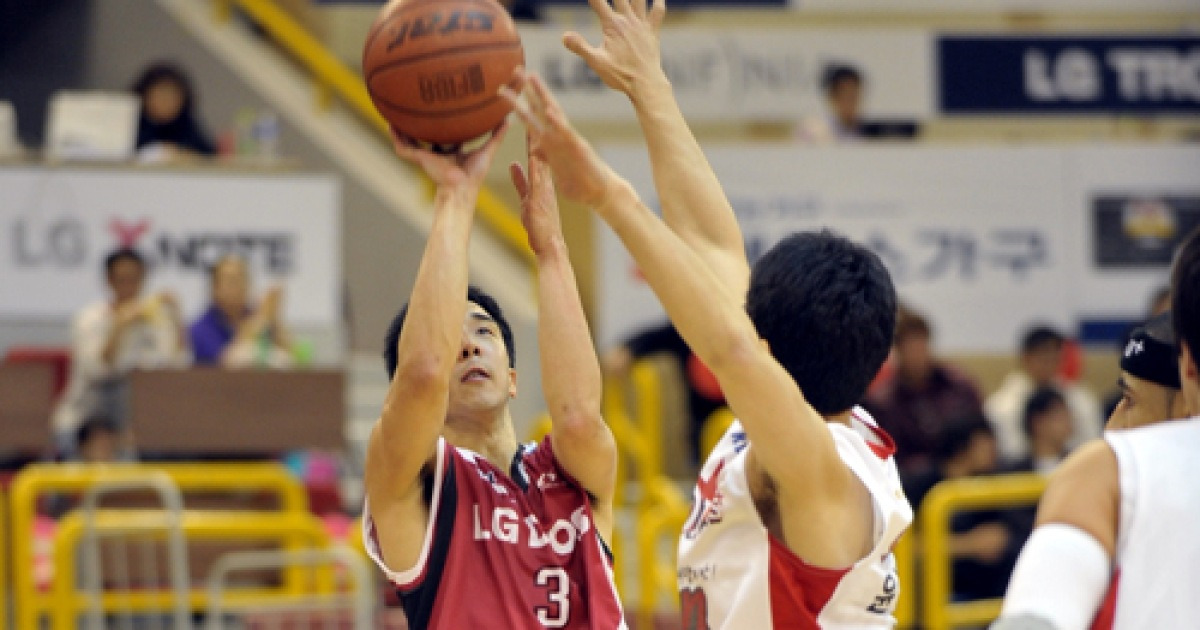 [KBL] 김현중 '배짱과 감각적인 3점슛'