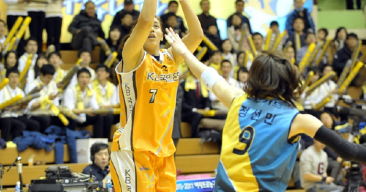 [WKBL] '거침없는 중거리슛!'