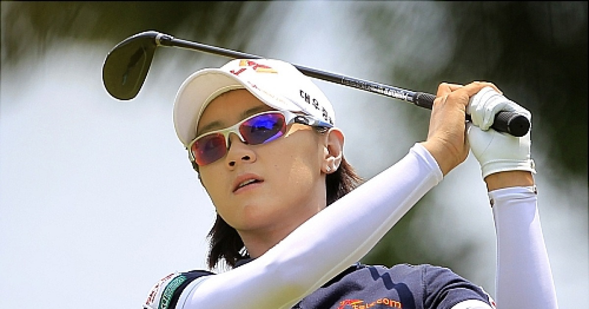 최나연, HSBC 2R 주춤 '공동 4위'