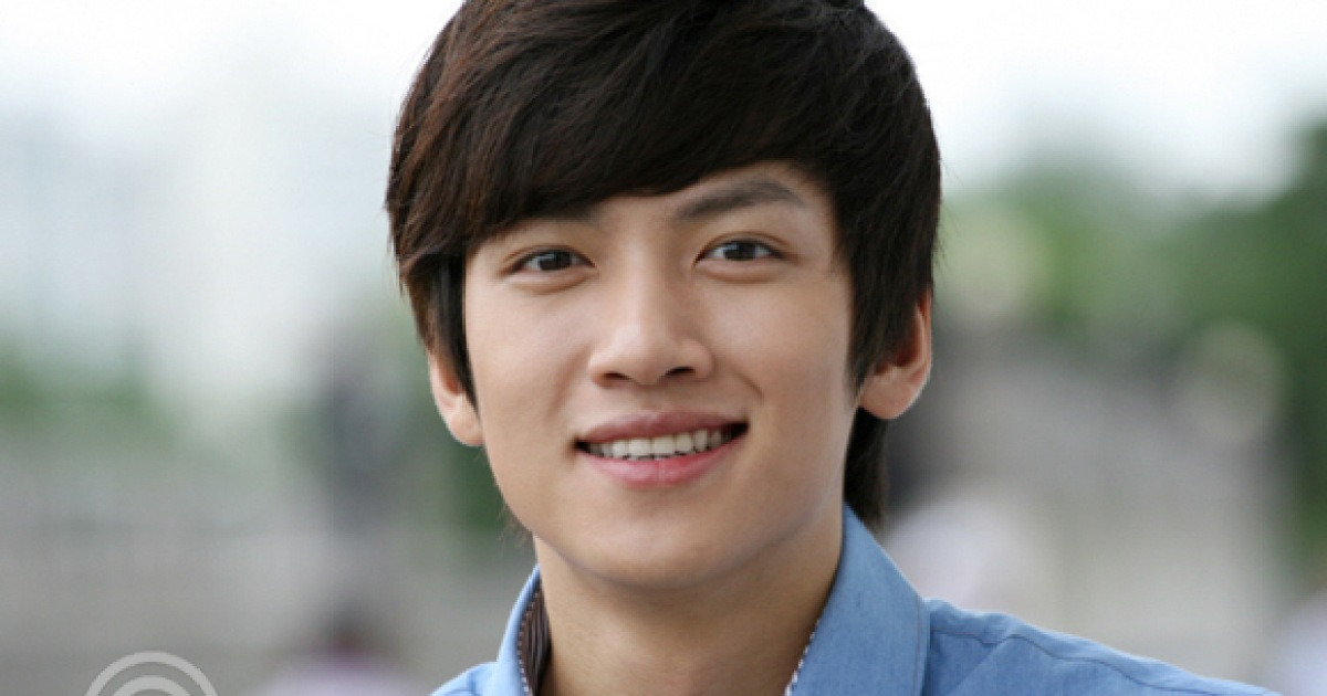 [Ki-Z ★블루칩] '웃어라 동해야' 지창욱 "거짓말 하지 않는 연기하고파"