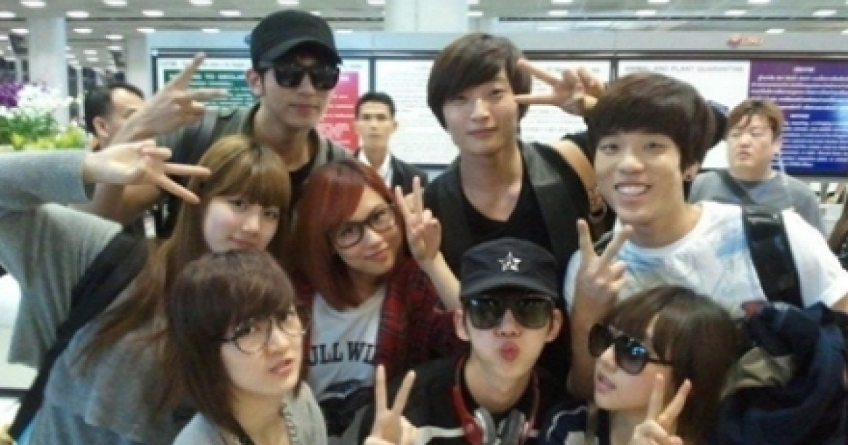 2AM-미쓰에이, 남매 같네! '다정한 한식구'