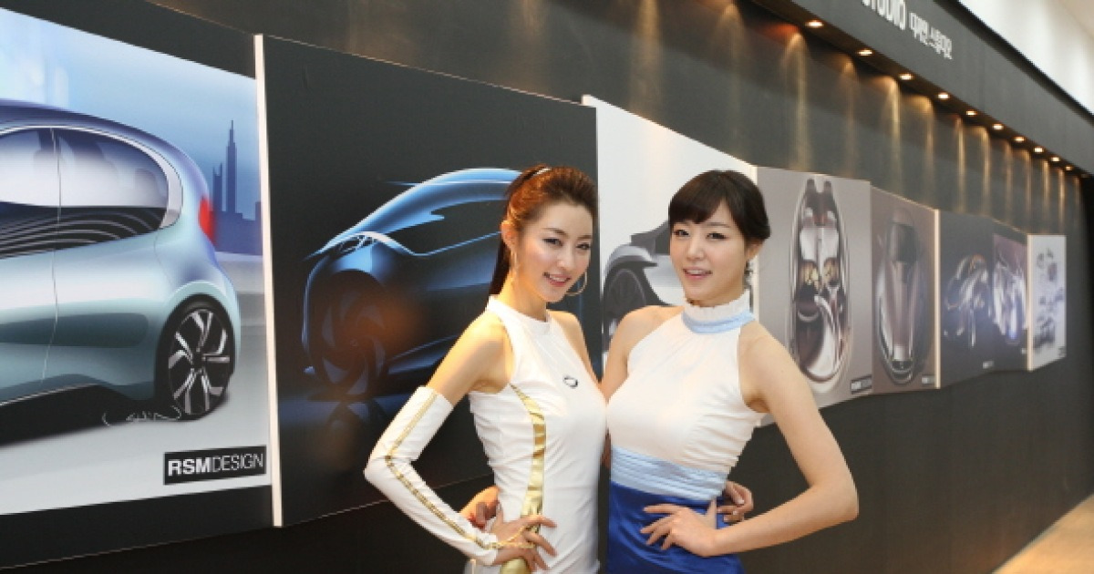 르노삼성 '인포우미' 자매 "SM7처럼 스타됐어요"