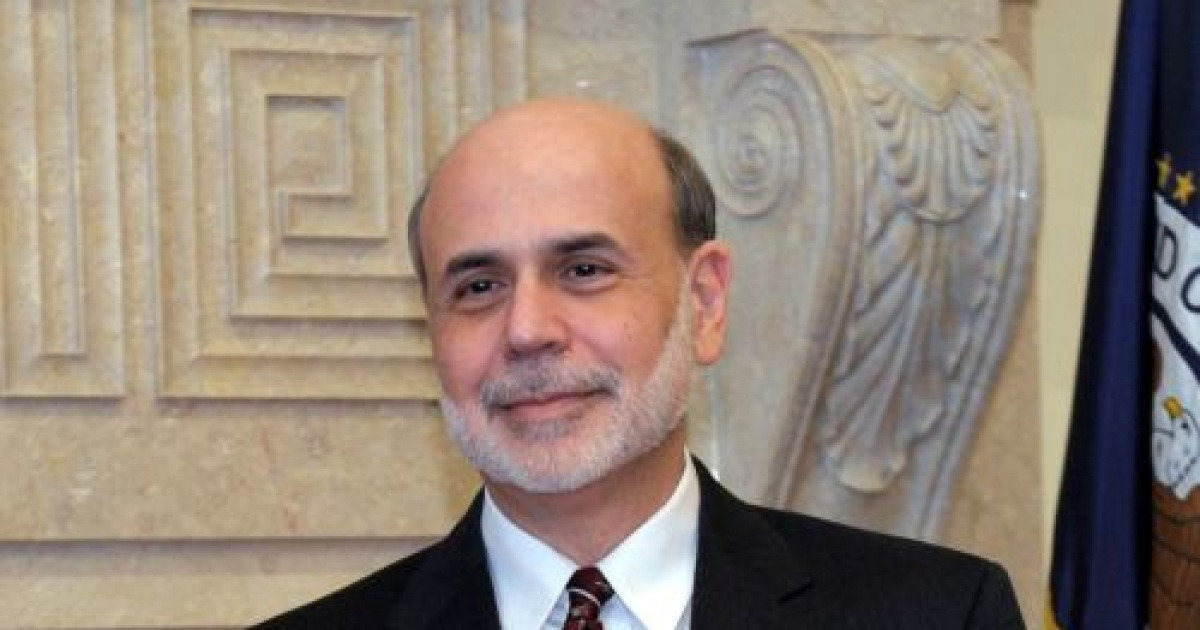Bernanke: Fed to improve financial oversight