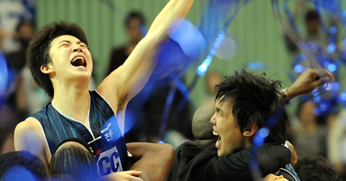 [MD포토]우승확정 KCC, '우리는 챔피언'