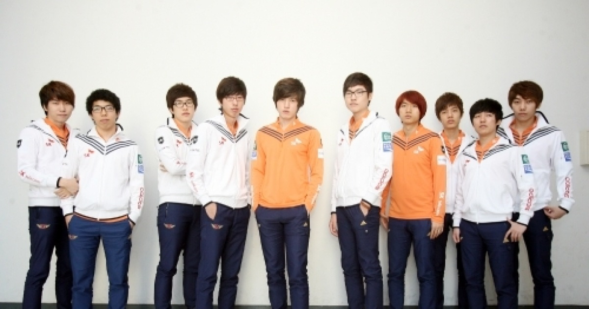 SKT T1, 공군·KT 승대로 승리 거두며 단독 1위