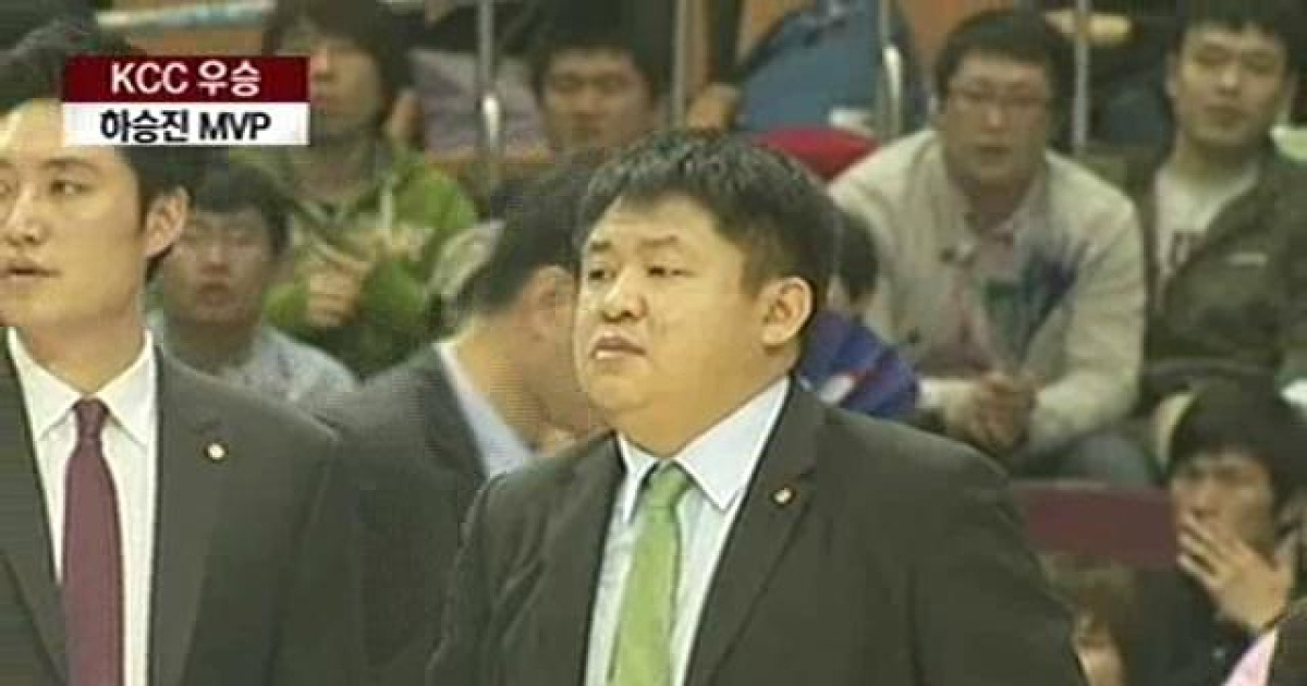 KCC, 동부 꺾고 우승..하승진 MVP