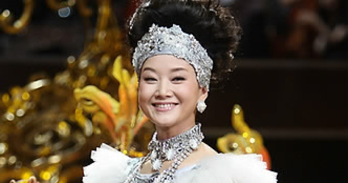 Taiwan China Singer