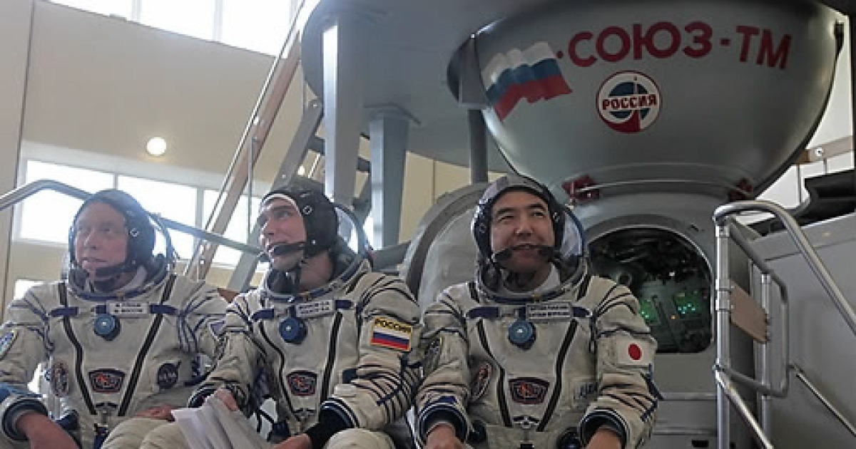 RUSSIA ISS CREW