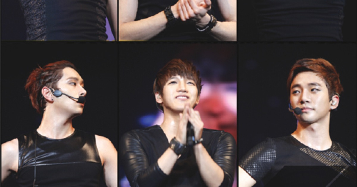 2PM, 데뷔 첫 포토북 초판 3만부 매진 임박