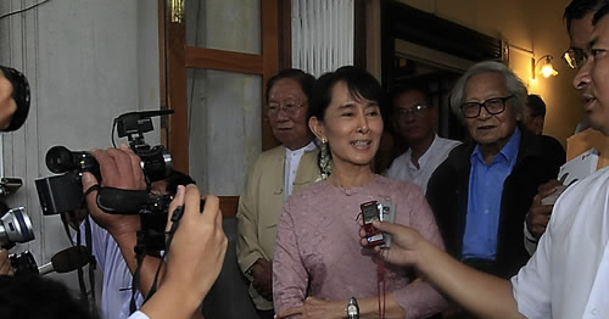 MYANMAR US DIPLOMAT AND AUNG SAN SUU KYI