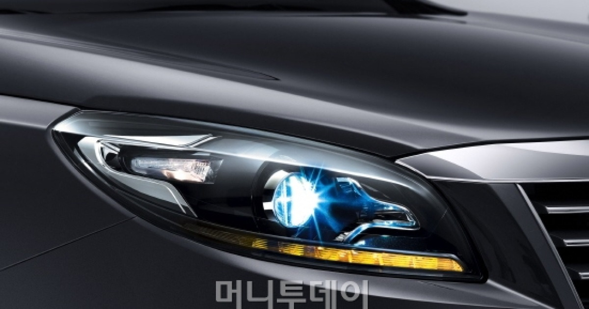 [사진]르노삼성 신형 'SM7' 바이제논 헤드램프