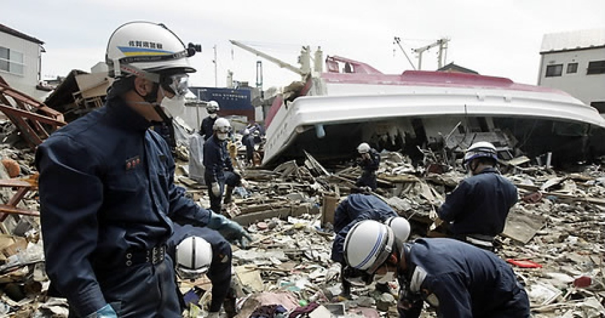 JAPAN EARTHQUAKE TSUNAMI NUCLEAR ACCIDENT AFTERMATH