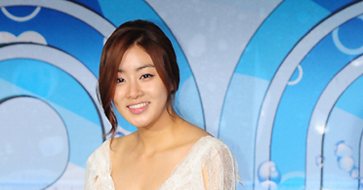 엠넷 20's 초이스 강소라 하이힐, 'HOT'한 반응