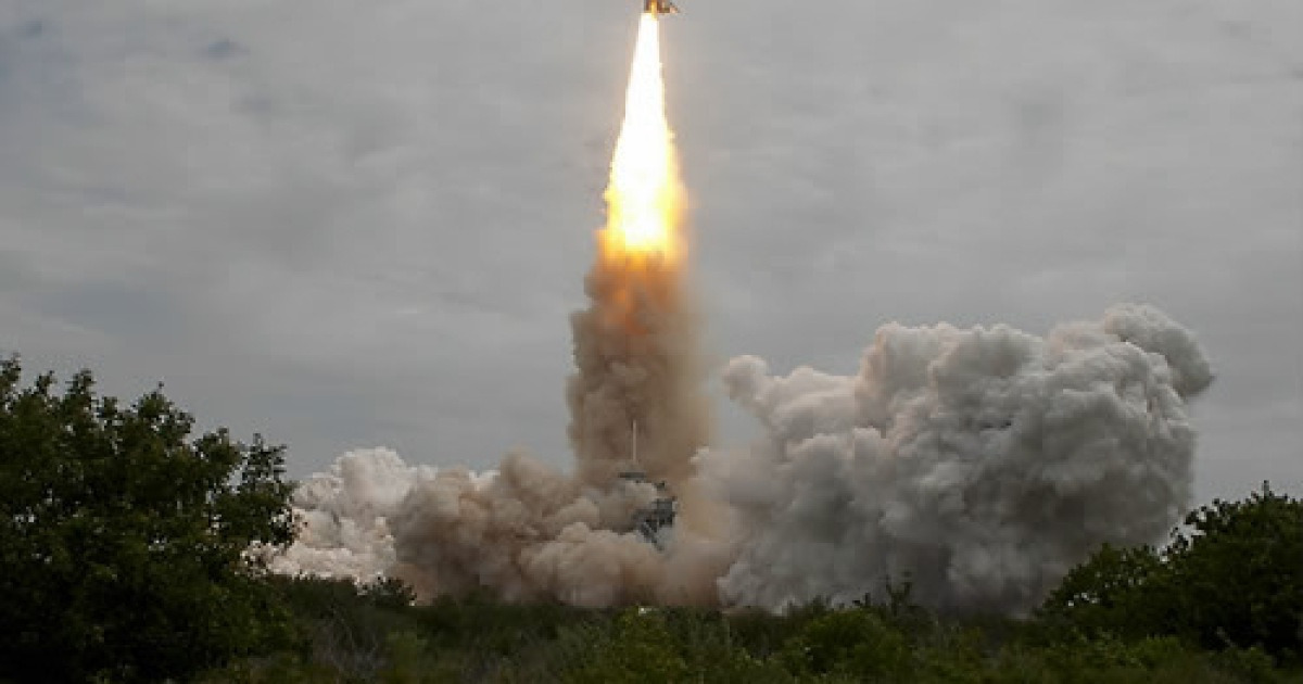 USA SHUTTLE ATLANTIS LAUNCH REMOTE
