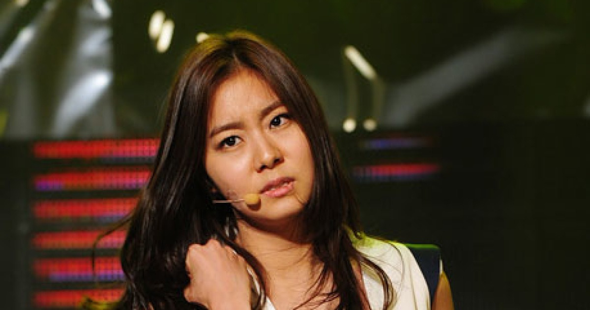 [Ki-Z 사람] 유이, 전성기 되찾을까..유닛 활동과 두 드라마 주연의 득과 실