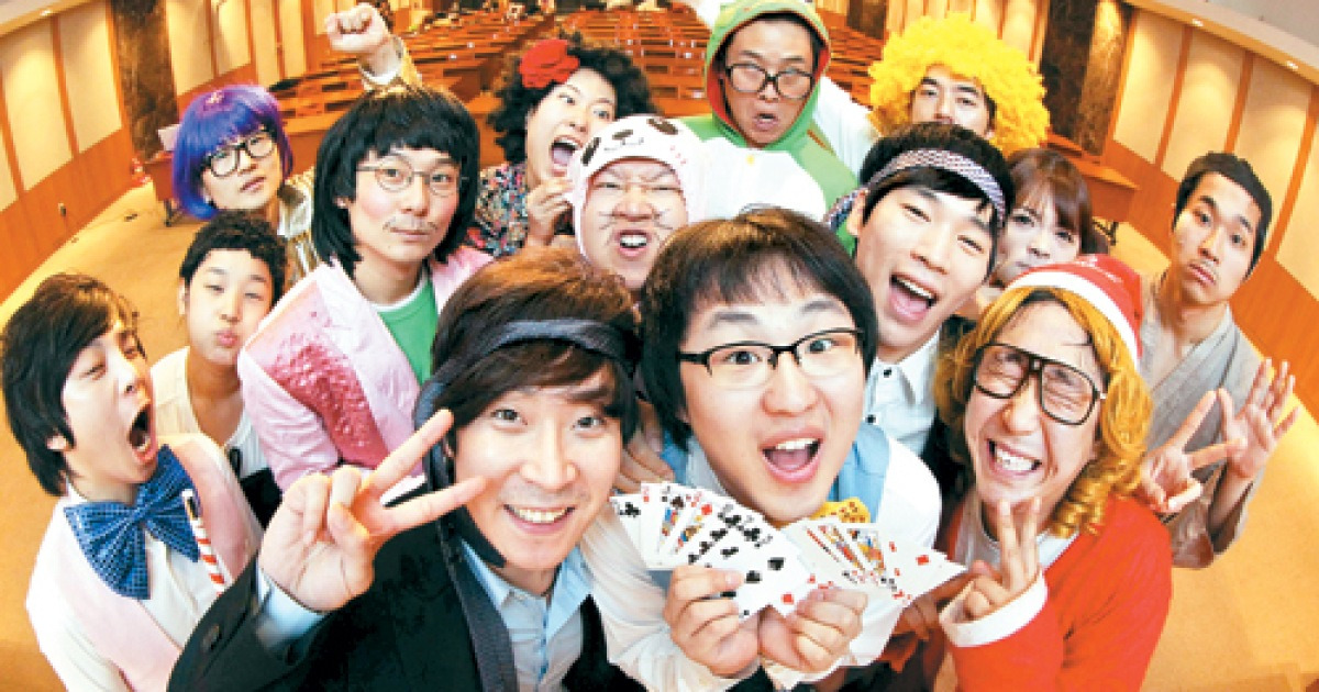 종편 MBN 1기 공채 개그맨 15명 탄생.."경고합니다 ! 배꼽 조심하세요"