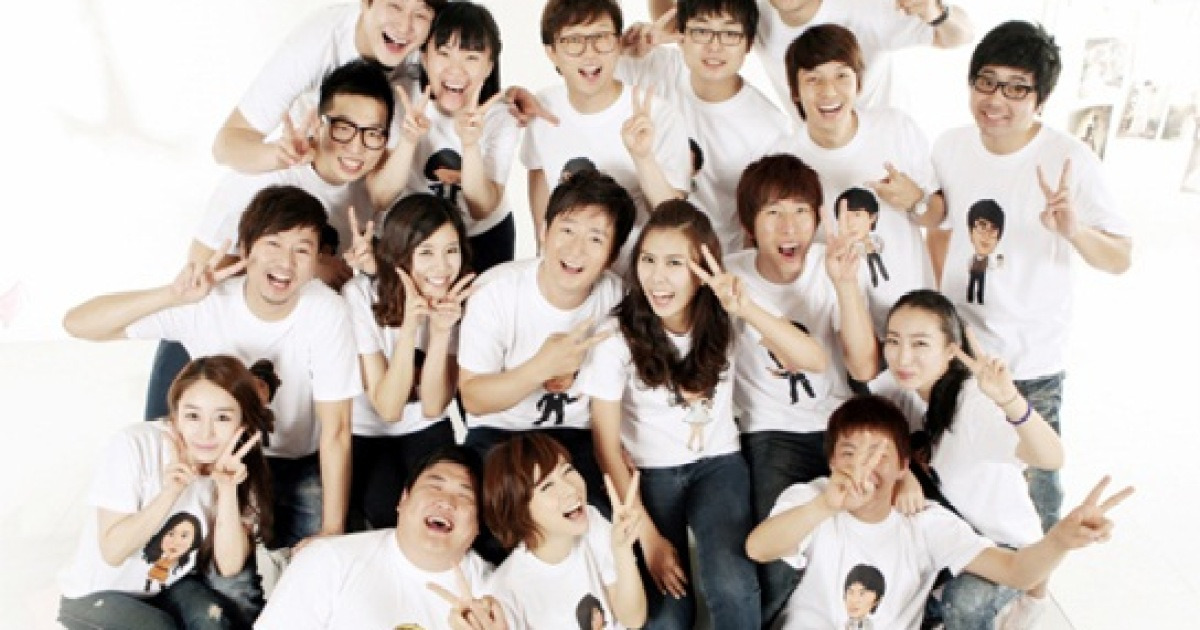 개그우먼 성현주 웨딩사진, KBS 22기 개그맨 다 모여 'V자 포즈'[포토엔]