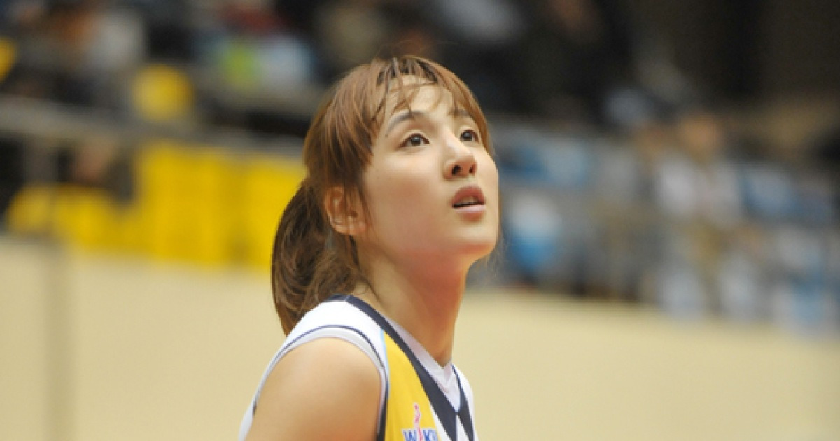 WKBL 3라운드 MVP 신한은행 김단비