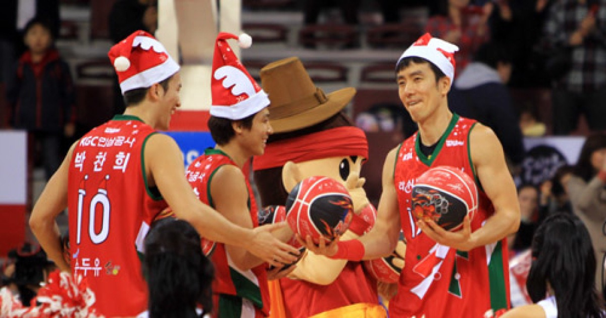 KGC, 크리스마스 Basketball Concert 개최